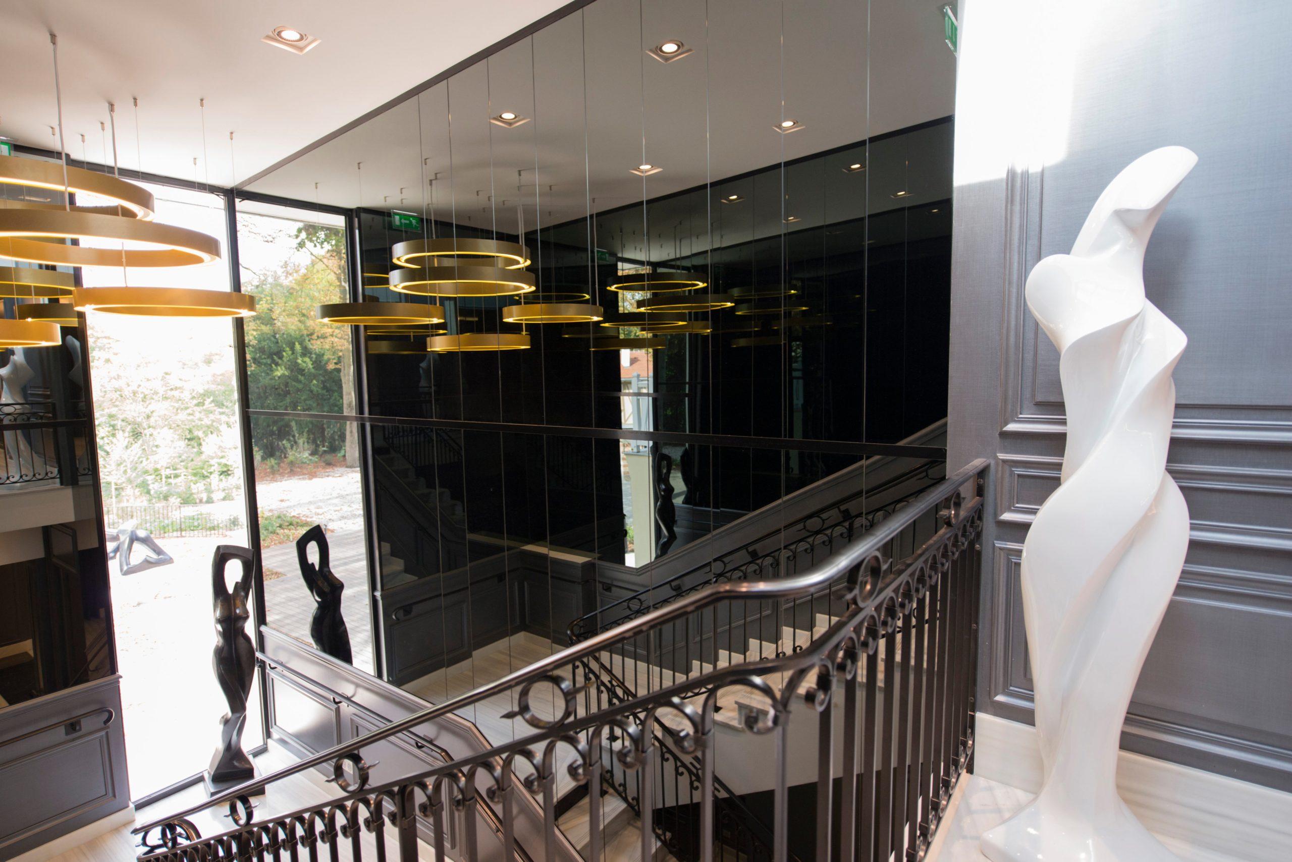 Privatisation/Location, Le Pavillon Royal, Paris 16e