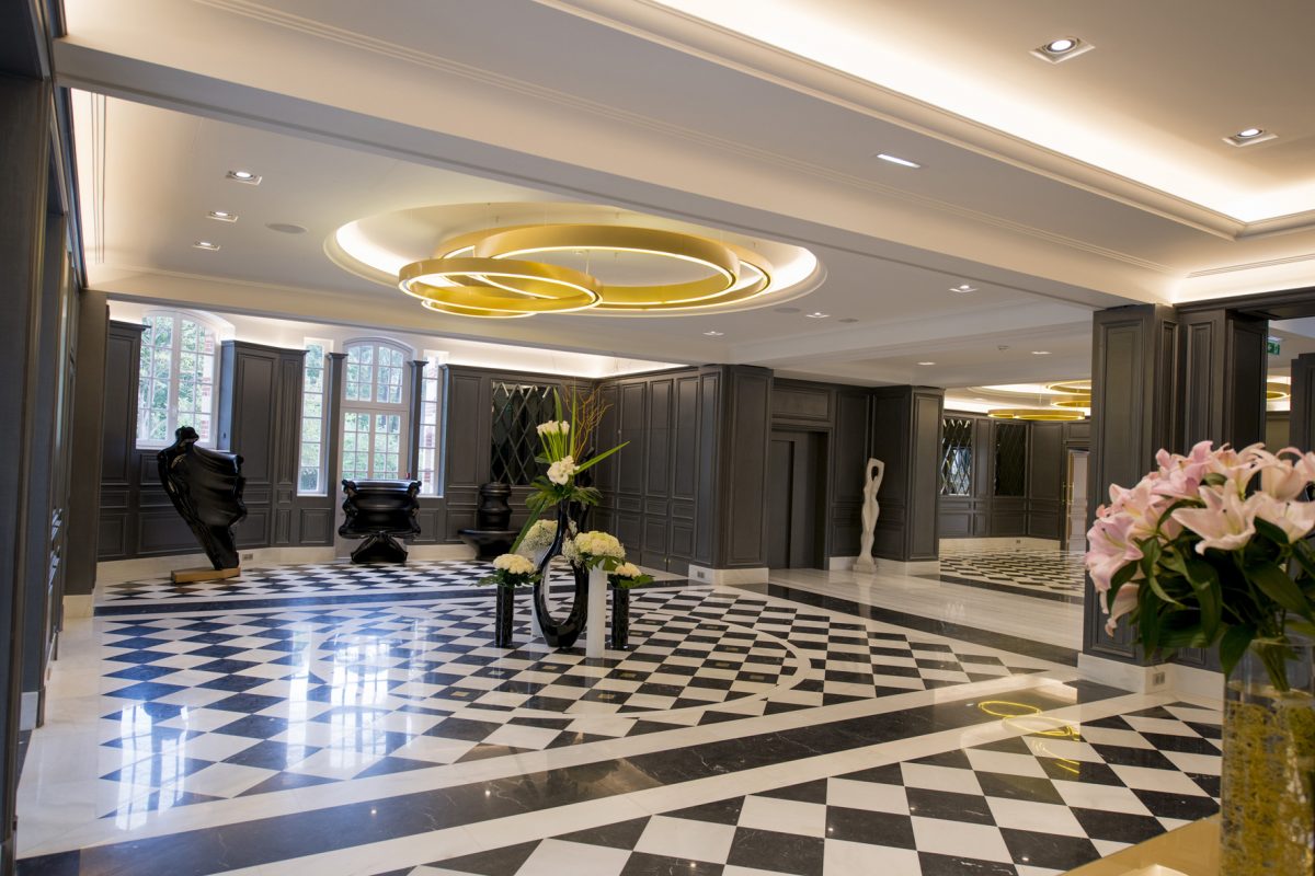 Privatisation/Location, Le Pavillon Royal, Paris 16e