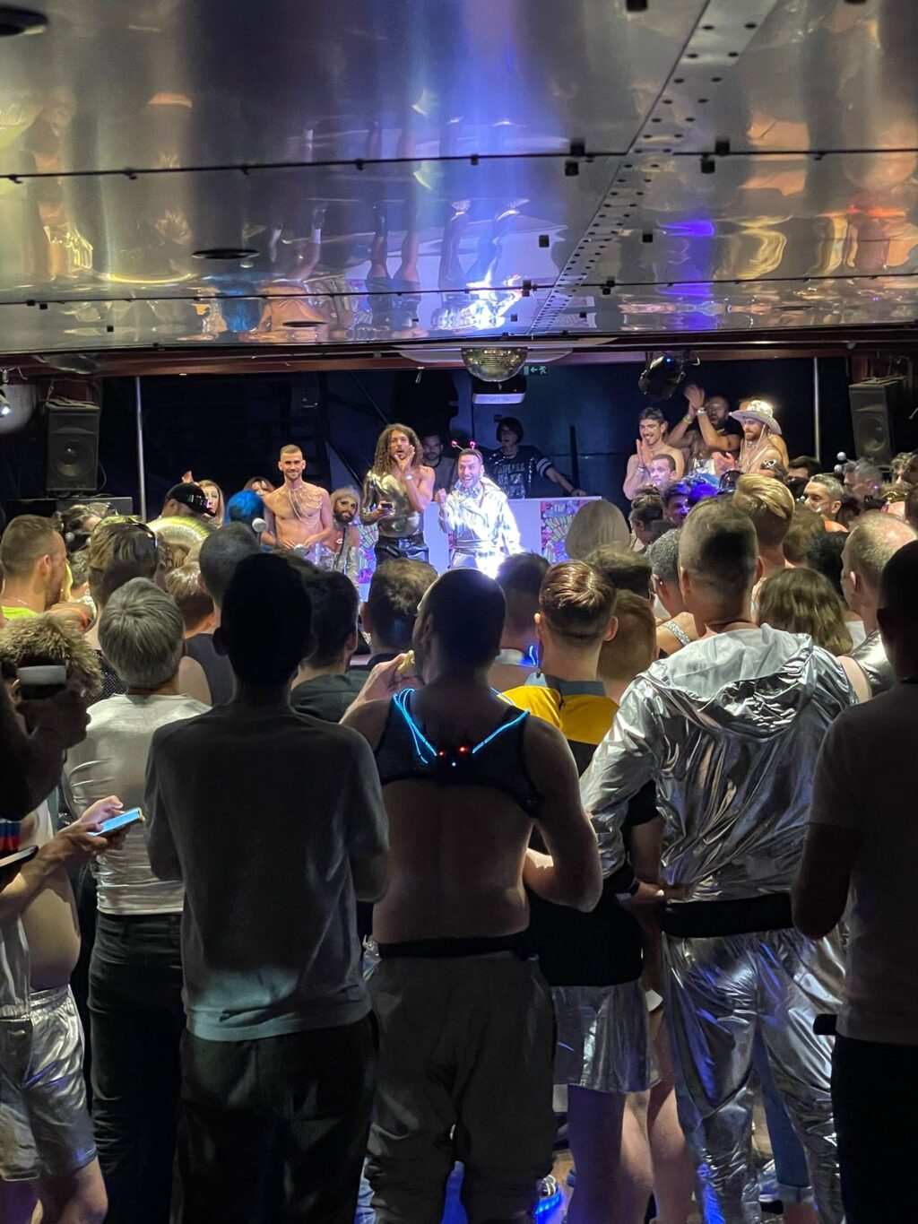 Soirée dansante sur la péniche du Nix Nox